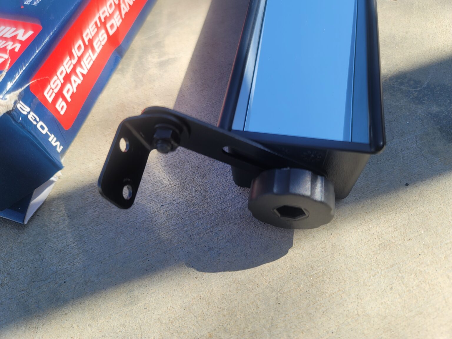 The Wink Mirror - A cool application for any import. Install & Review Here.