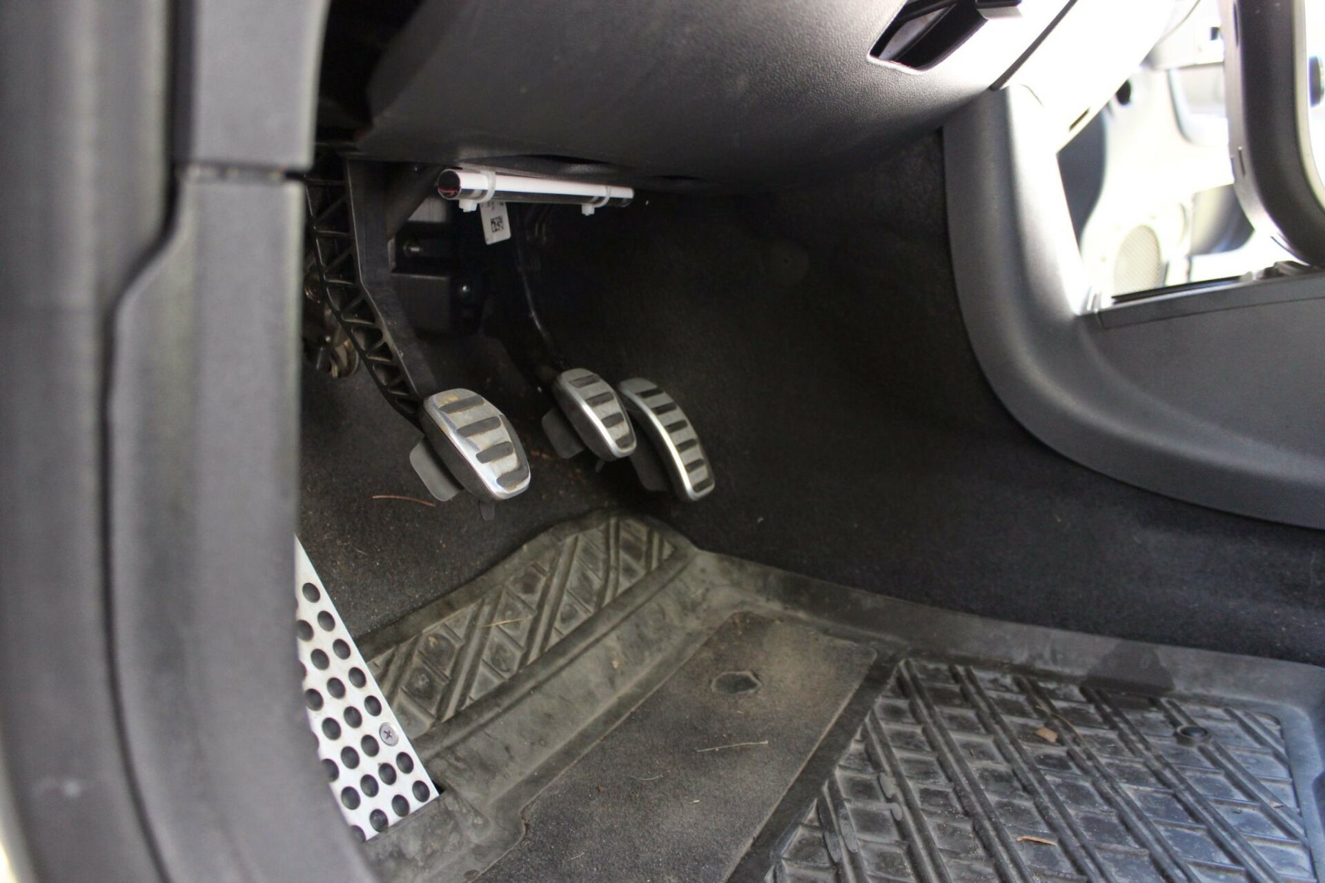 Pedal Spacers: What, Where, Why, When, & How on ImportSauce.com