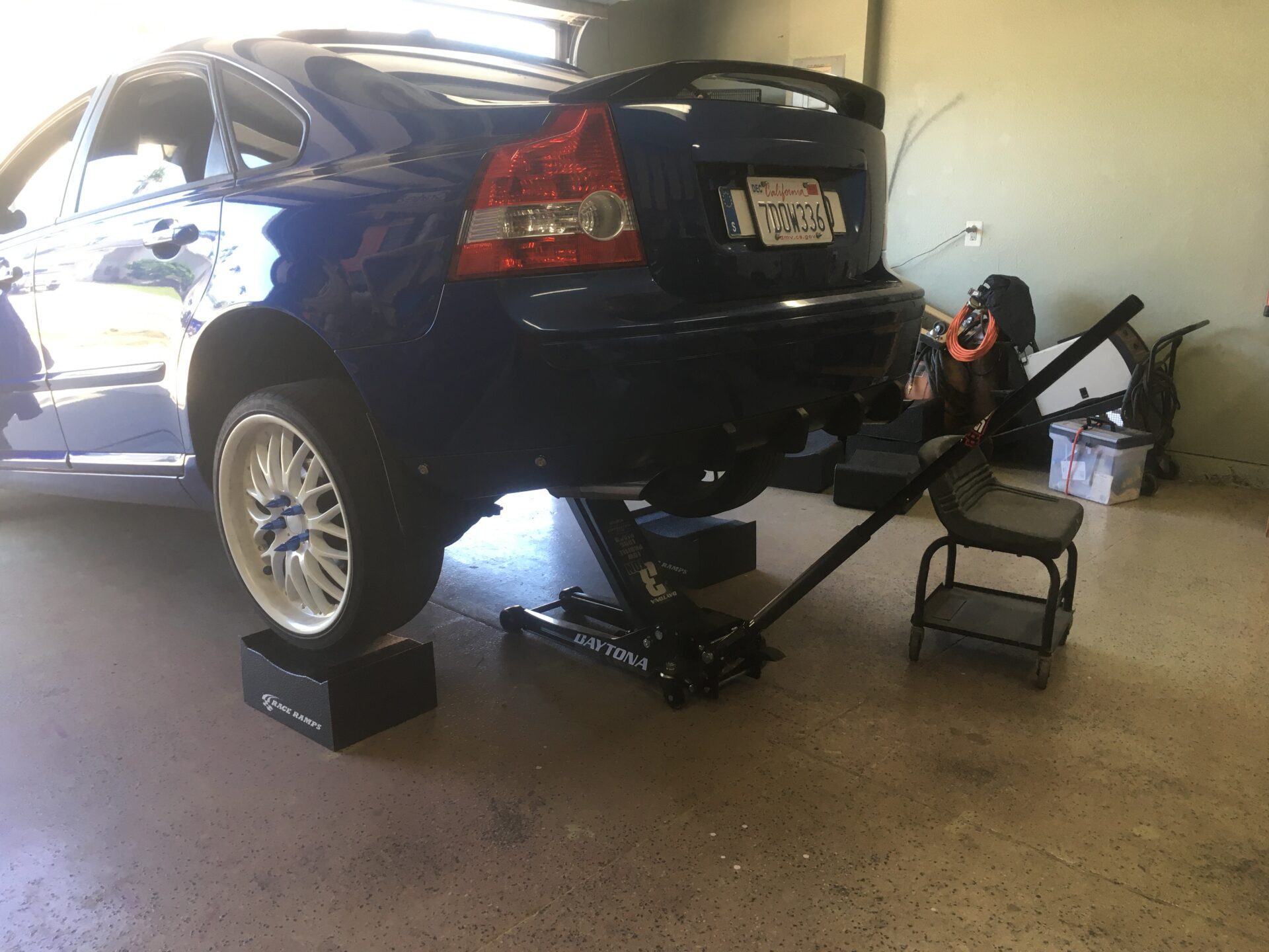 Product Install & Review: Elevate Volvo S40 Rear Anti Sway Bar on ...