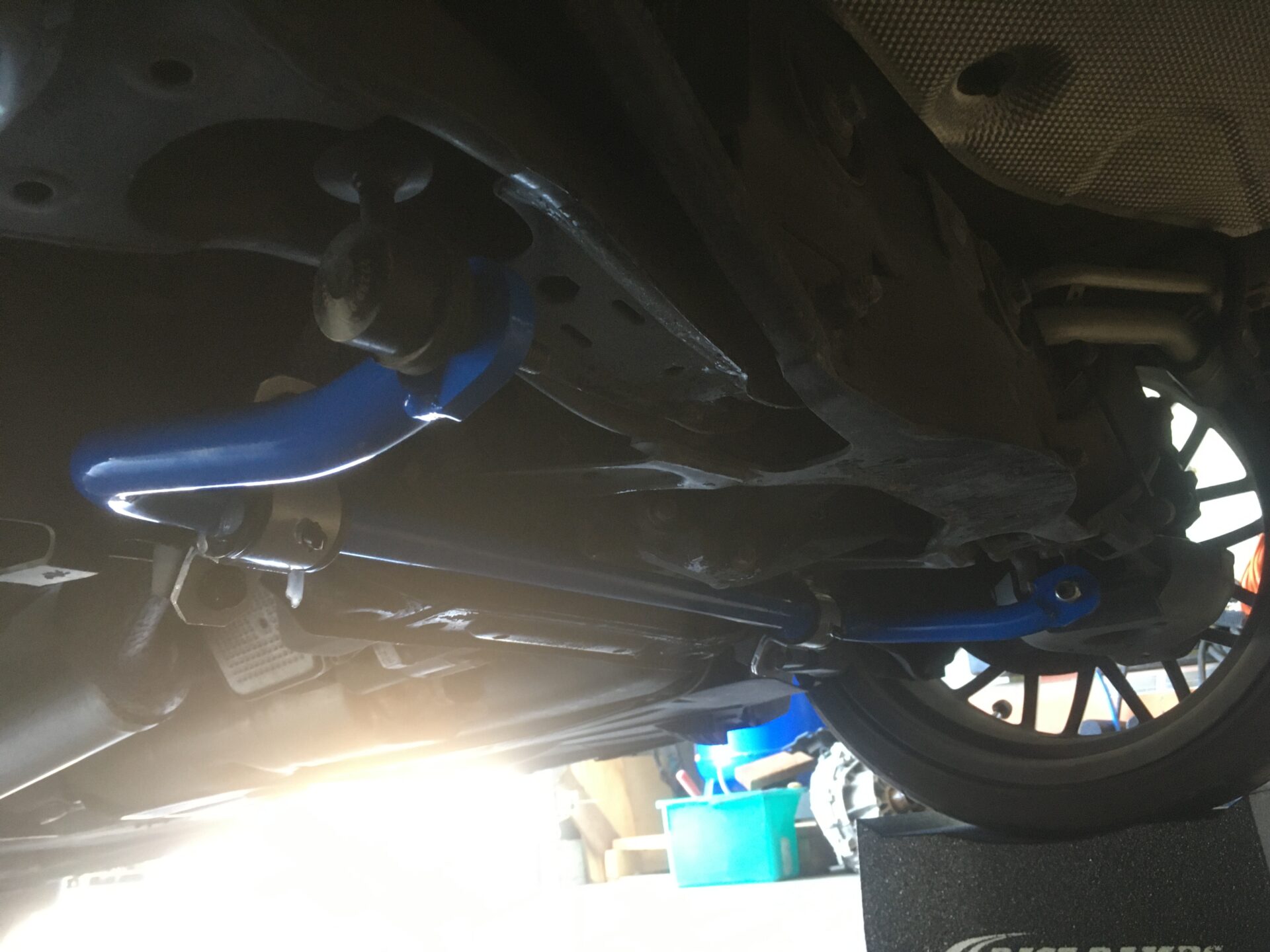 Product Install & Review: Elevate Volvo S40 Rear Anti Sway Bar on ...