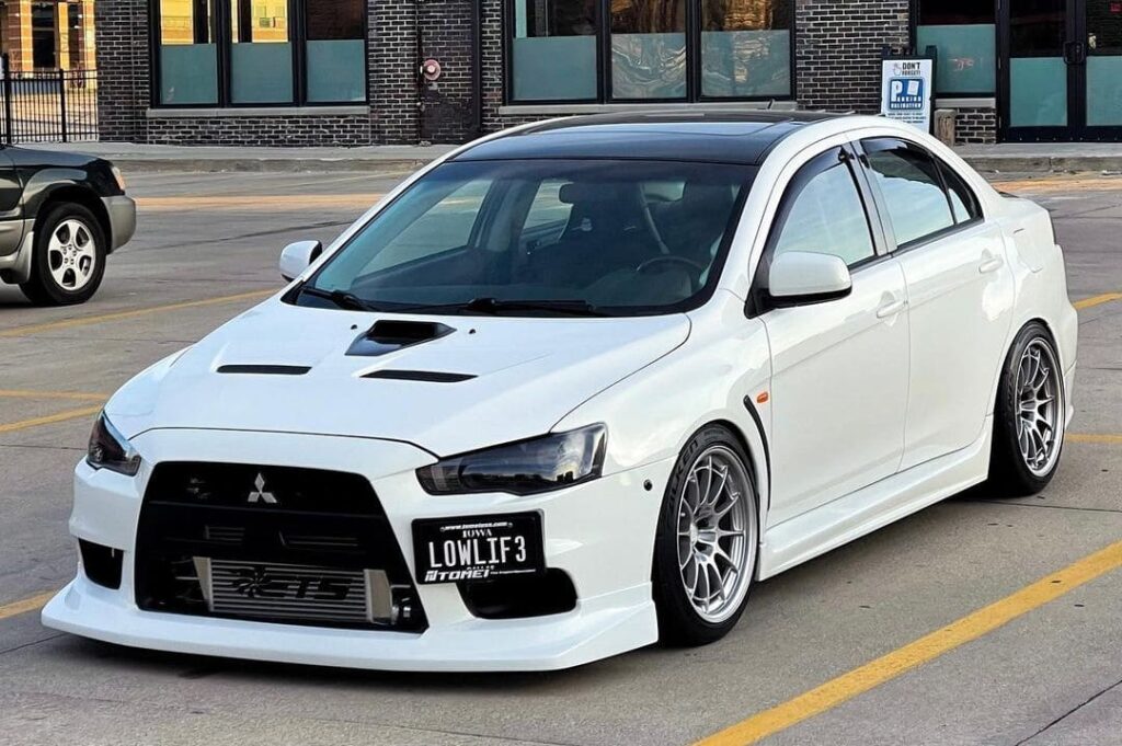 Michael Nelson's 2014 Mitsubishi Lancer Evolution Gsr on ImportSauce.com