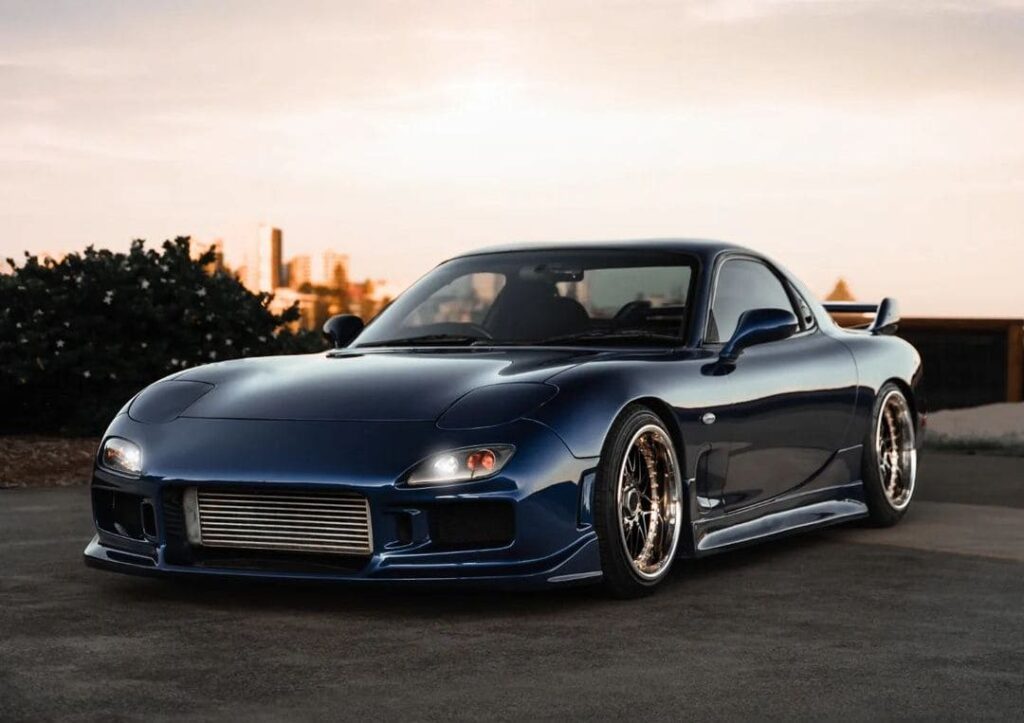 Jacob Berry's 2000 Mazda Rx7 FD Type R on ImportSauce.com