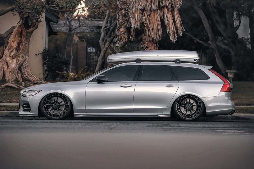 Erik Johnson's 2018 Volvo V90 T6 AWD R Design on ImportSauce.com