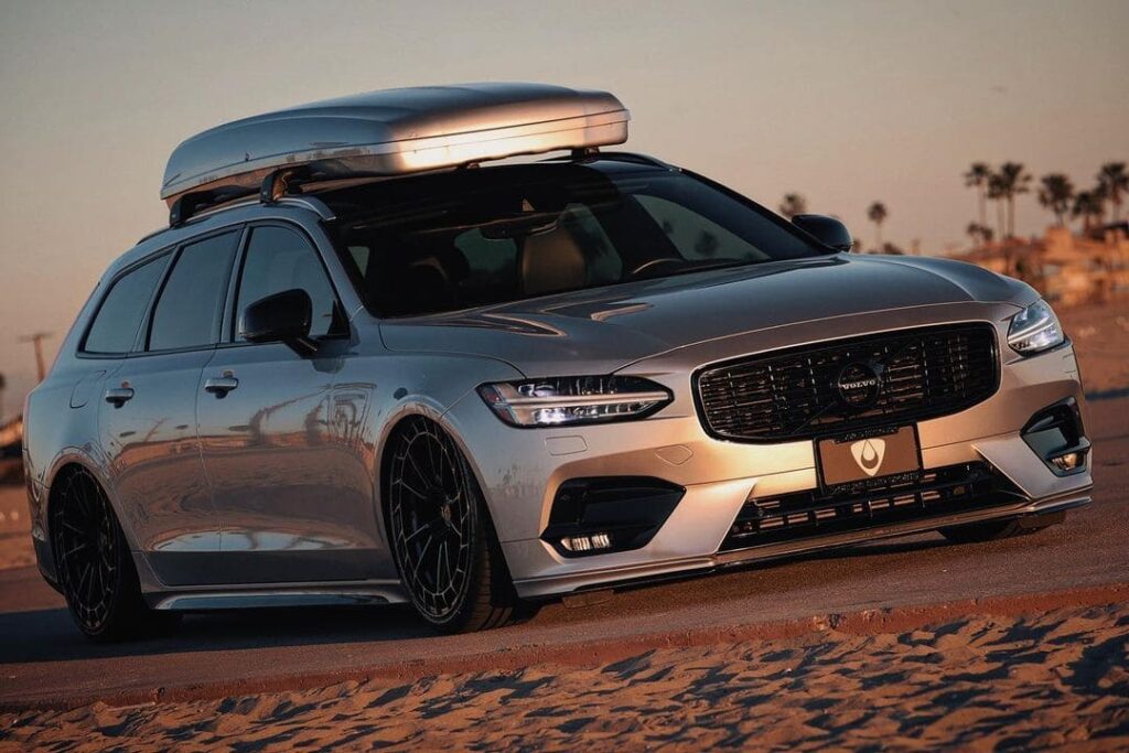 Erik Johnson's 2018 Volvo V90 T6 AWD R Design on ImportSauce.com